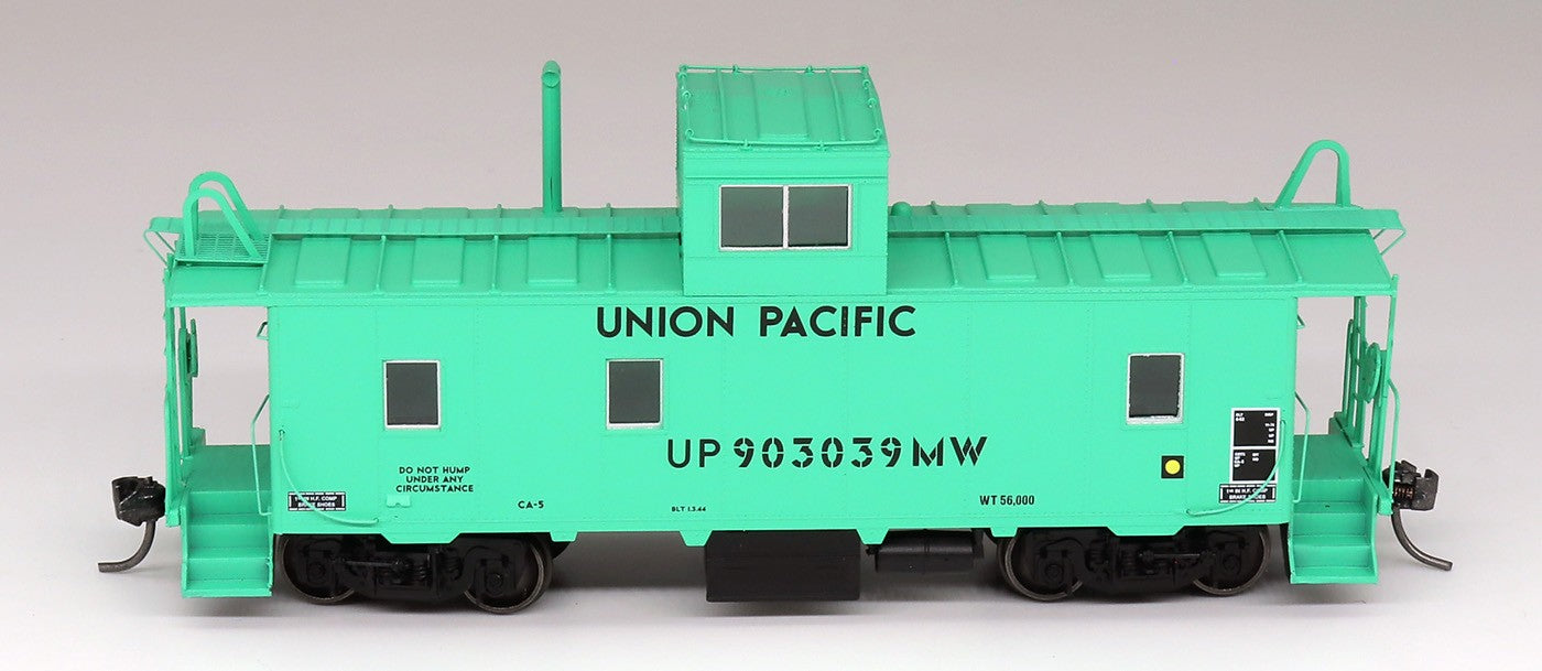 Intermountain CCS1070-03 HO Scale Union Pacific Caboose MOW Green #903 ...