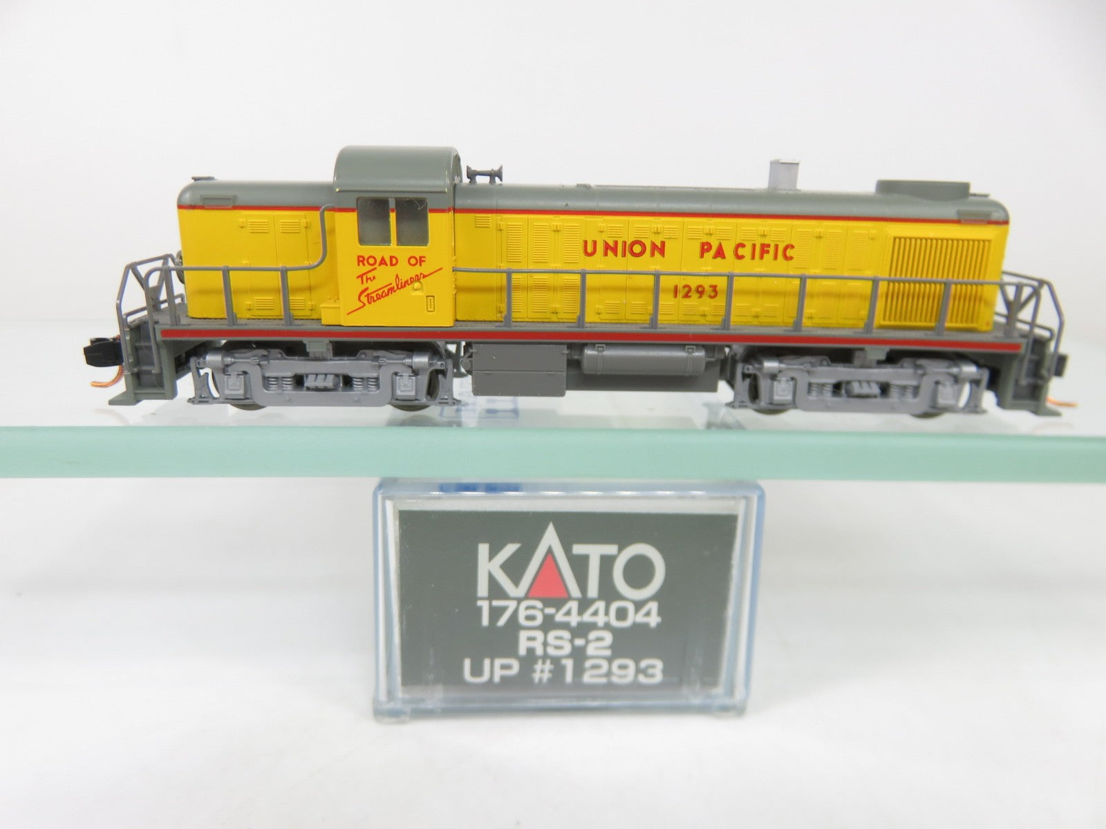 Kato 176-4404 N Scale UP Union Pacific Alco RS-2 Diesel Locomotive Roa ...