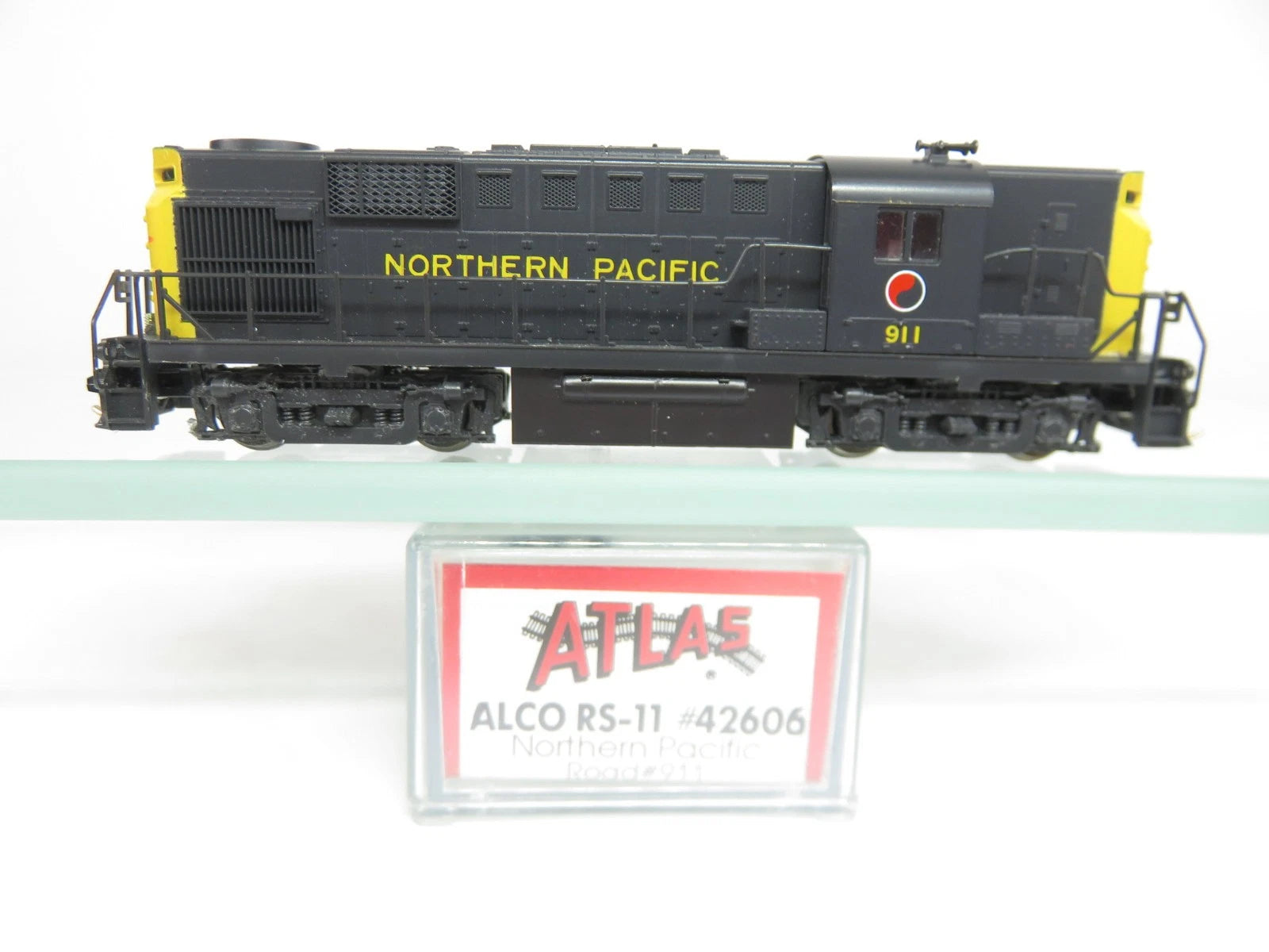 Atlas 42606 N Scale NP Northern Pacific Alco RS-11 Diesel Locomotive ...